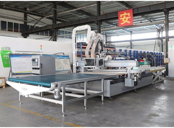 CNC Wood Panel Cutting Machine 1325 1530